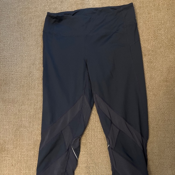 Zella | Pants & Jumpsuits | Zella Cropped High Rise Yoga Pants | Poshmark